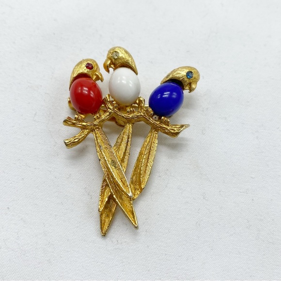 Vintage | Jewelry | Vintage Red White Blue Jelly Belly Parrot Parakeet ...